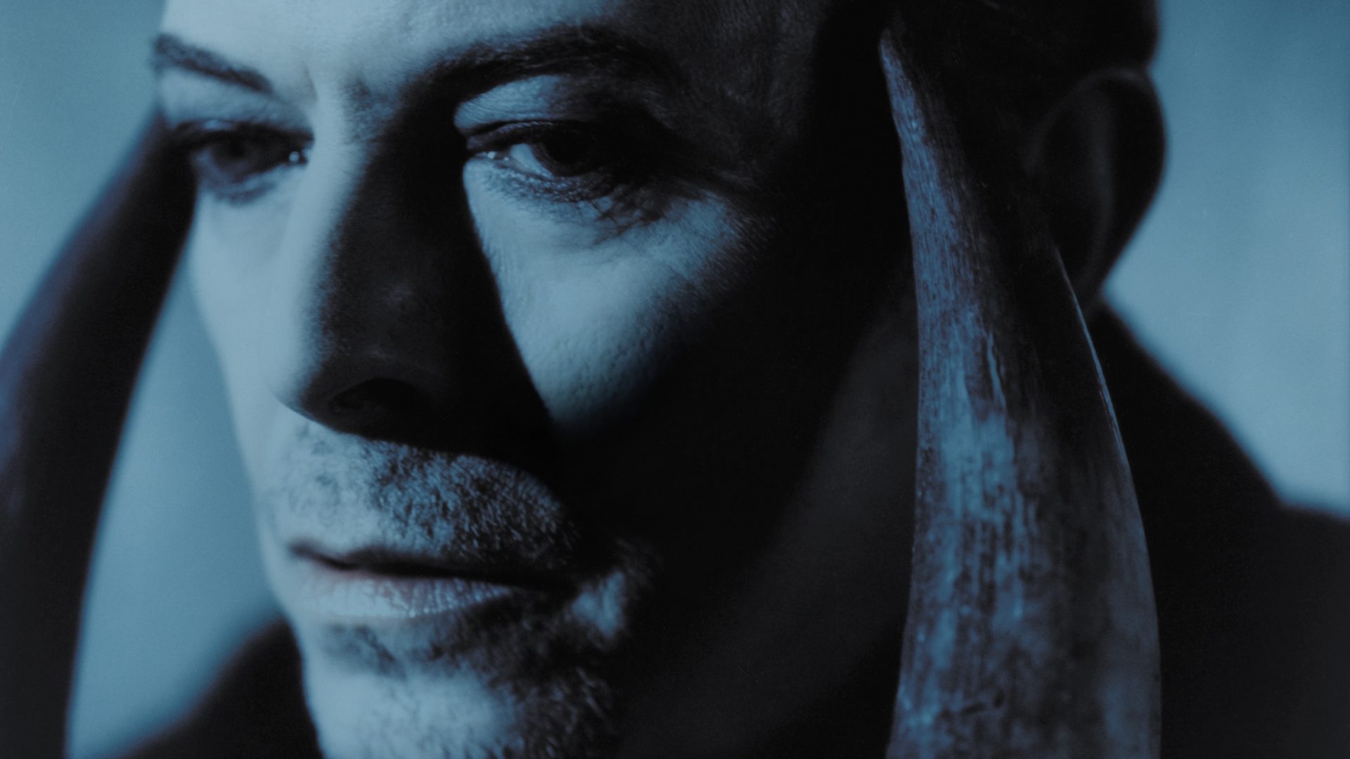 FLOOD - The Variations of David Bowie: Inside Two New Classical Takes