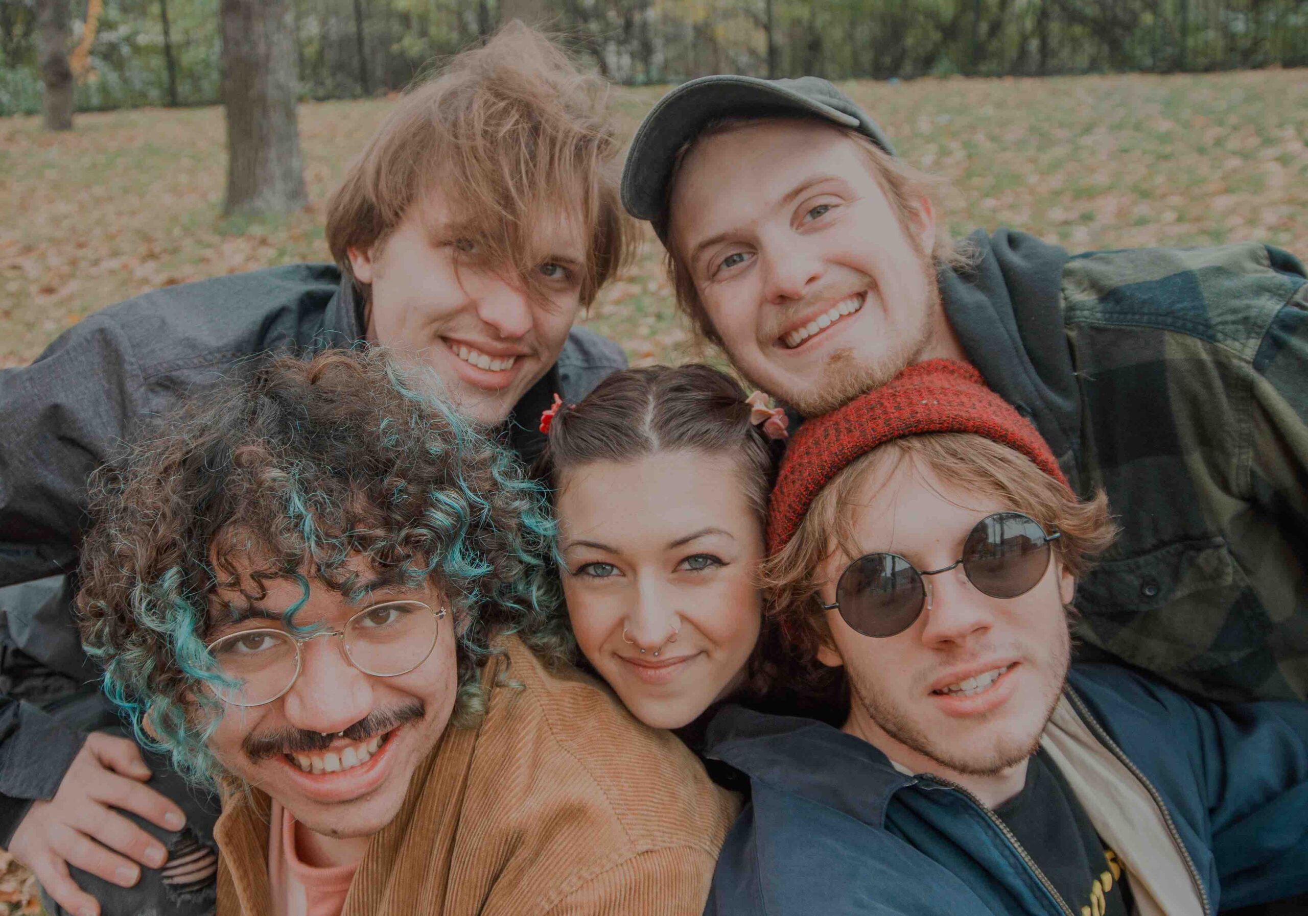 FLOOD - Hey, ily Switch Gears on New Glam-Leaning Single “Stress Headache!”